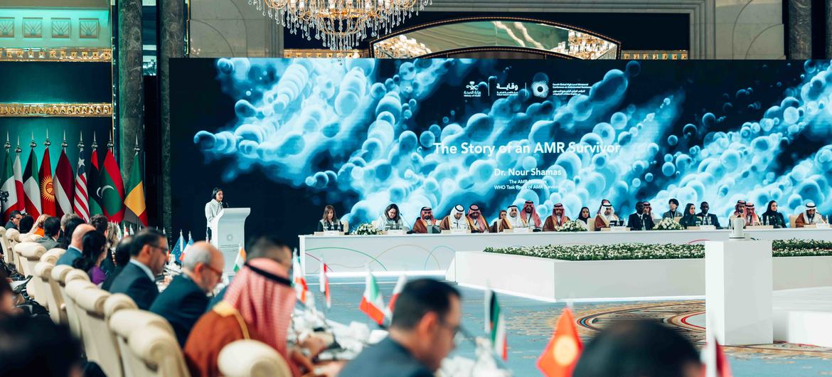 Jeddah conference closes with adoption of global pledges to tackle antimicrobial resistance | UN ...